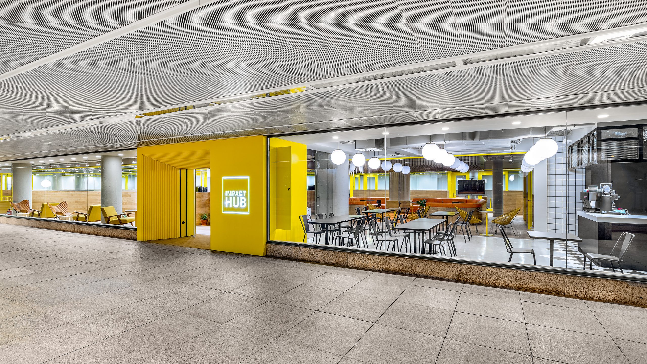 COWORKING HUB PICASSO – Angel Martinez
